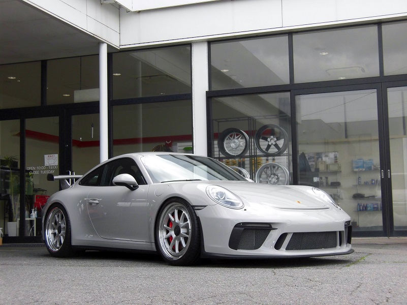 ポルシェ PORSCHE 991.2 GT3 P1 DESIGNS デザインズ製 ウレタン付きシートインサート＆XPEL ペイント ...